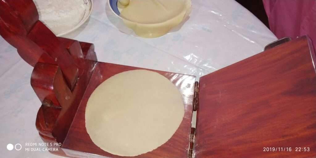 ctmela-wooden-square-easy-roti-maker-9-inch